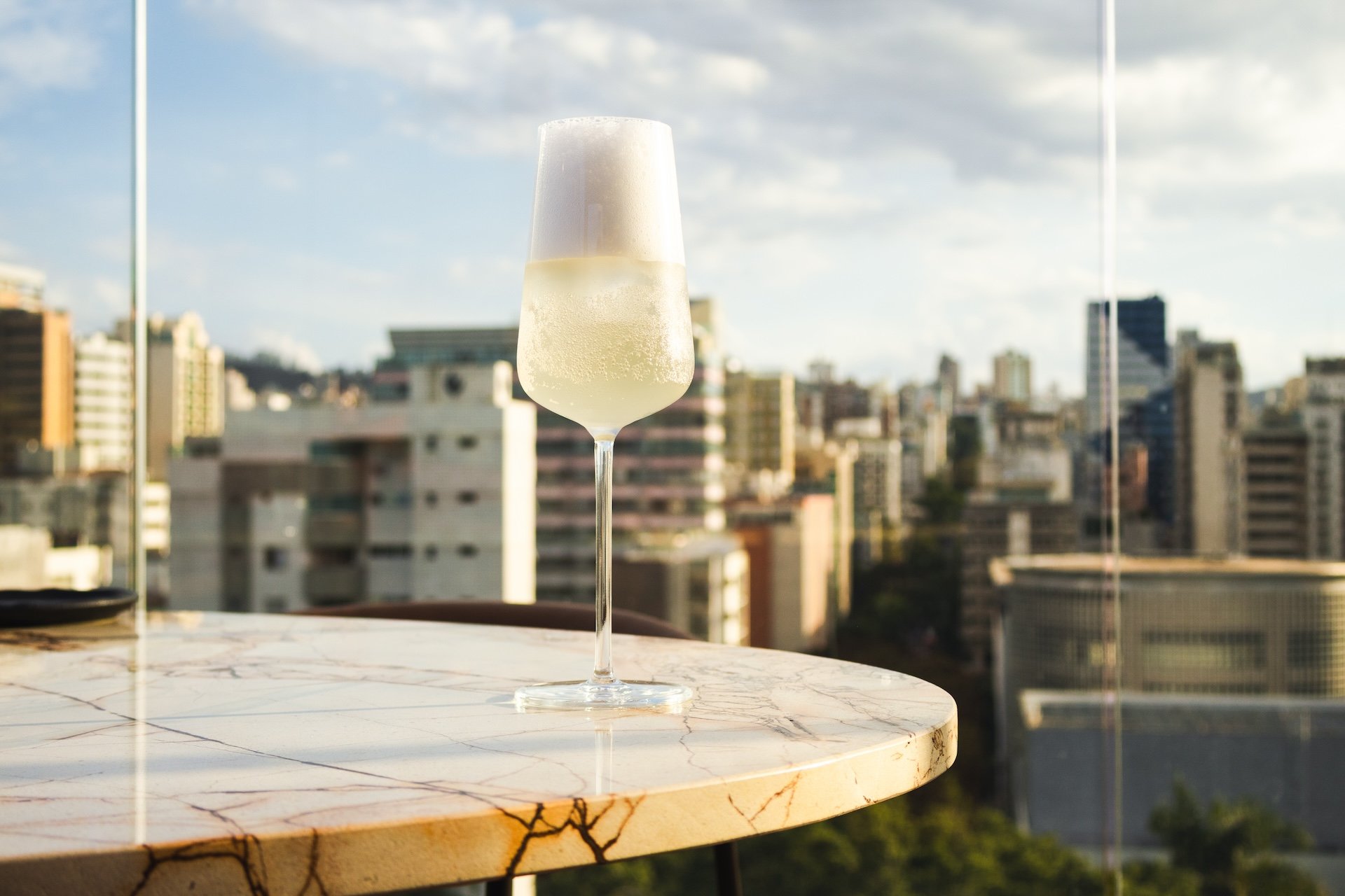 Coreto estreia no Réveillon de BH com ceia assinada e vista ...